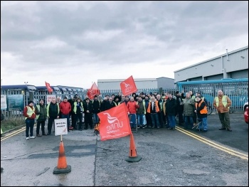 Solid strike by Arriva bus drivers - Socialist Party