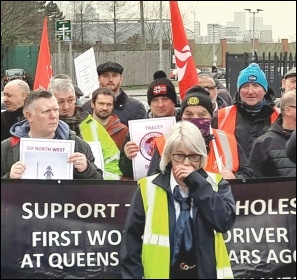 Bus driver Tracey Scholes reinstated at Go North West - Socialist Party