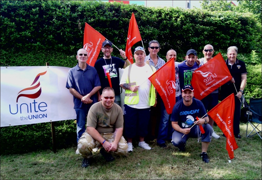 Argos workers strike for work-life balance - Socialist Party