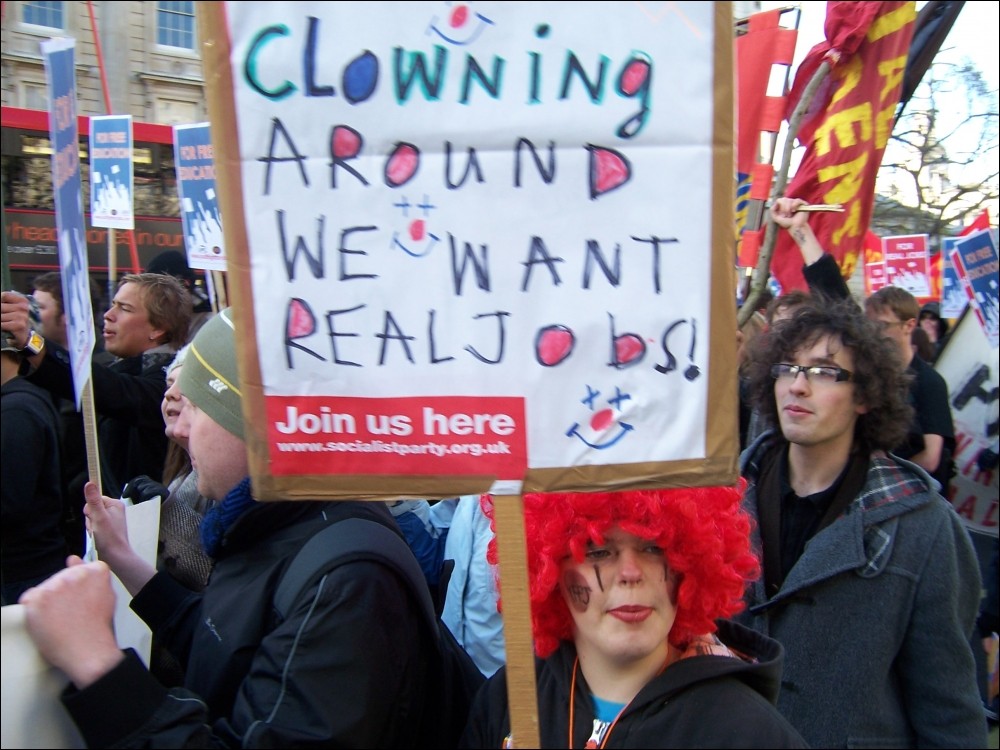 More attacks on rights for young workers - Socialist Party