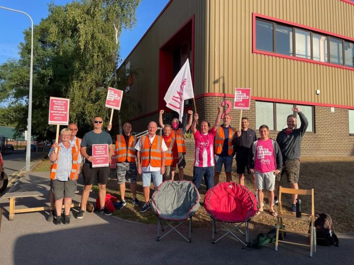Royal Mail strikes step up the fight! - Socialist Party