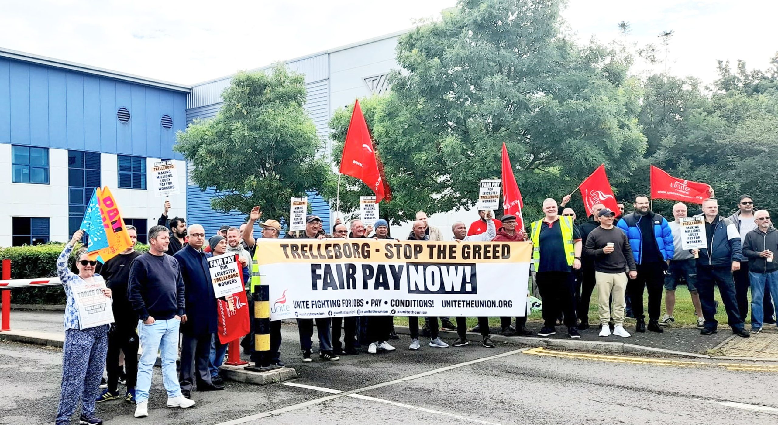 Trelleborg Leicester all out strike - Socialist Party