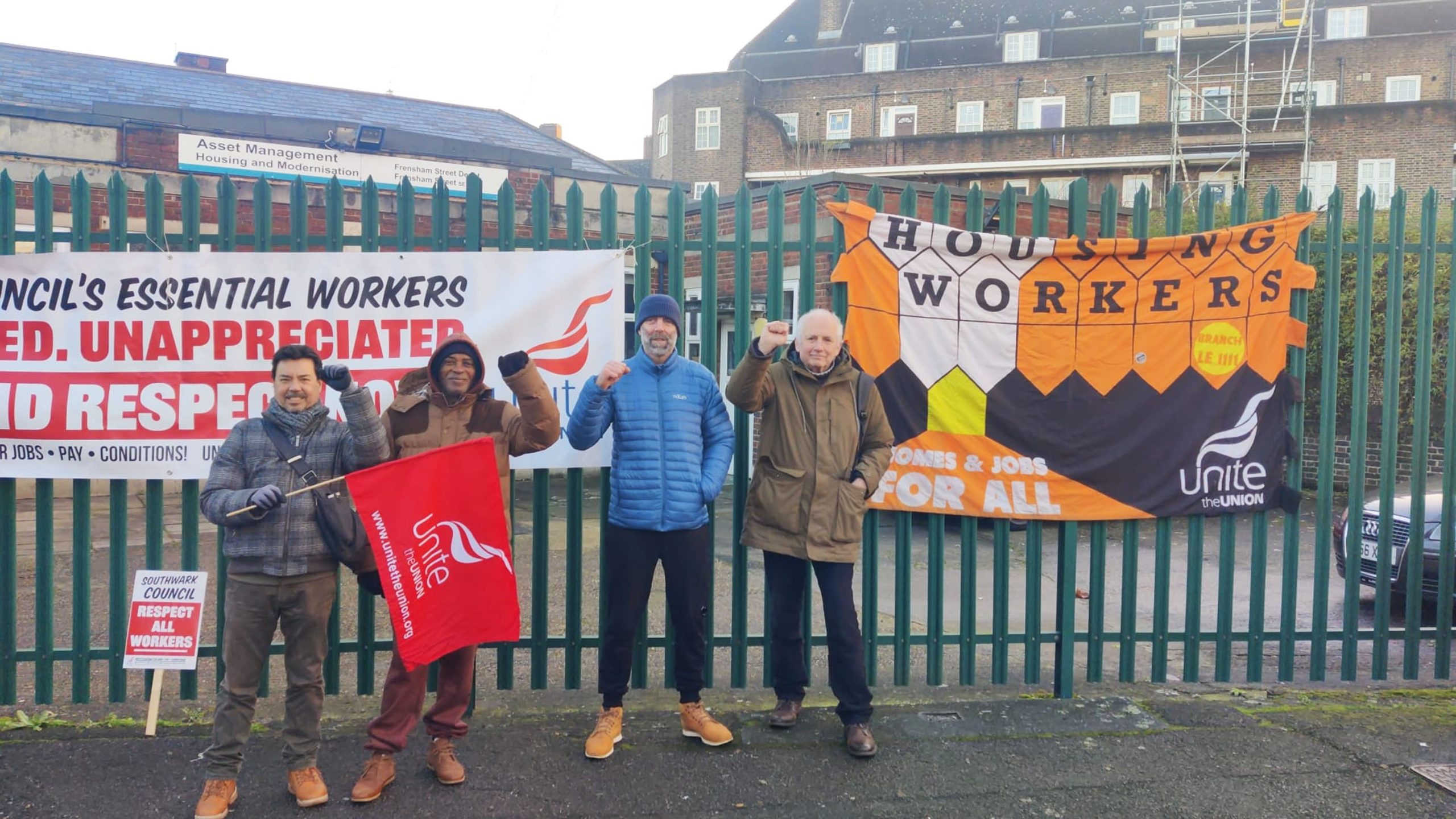 Southwark housing strikers demand better conditions from Labour council ...