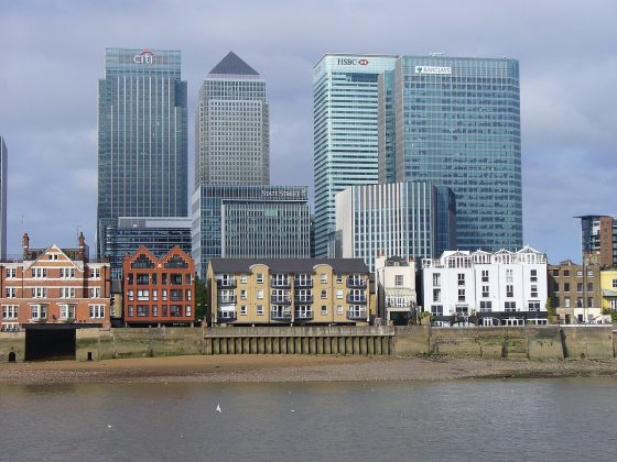 Bosses’ high pay bonanza - Socialist Party