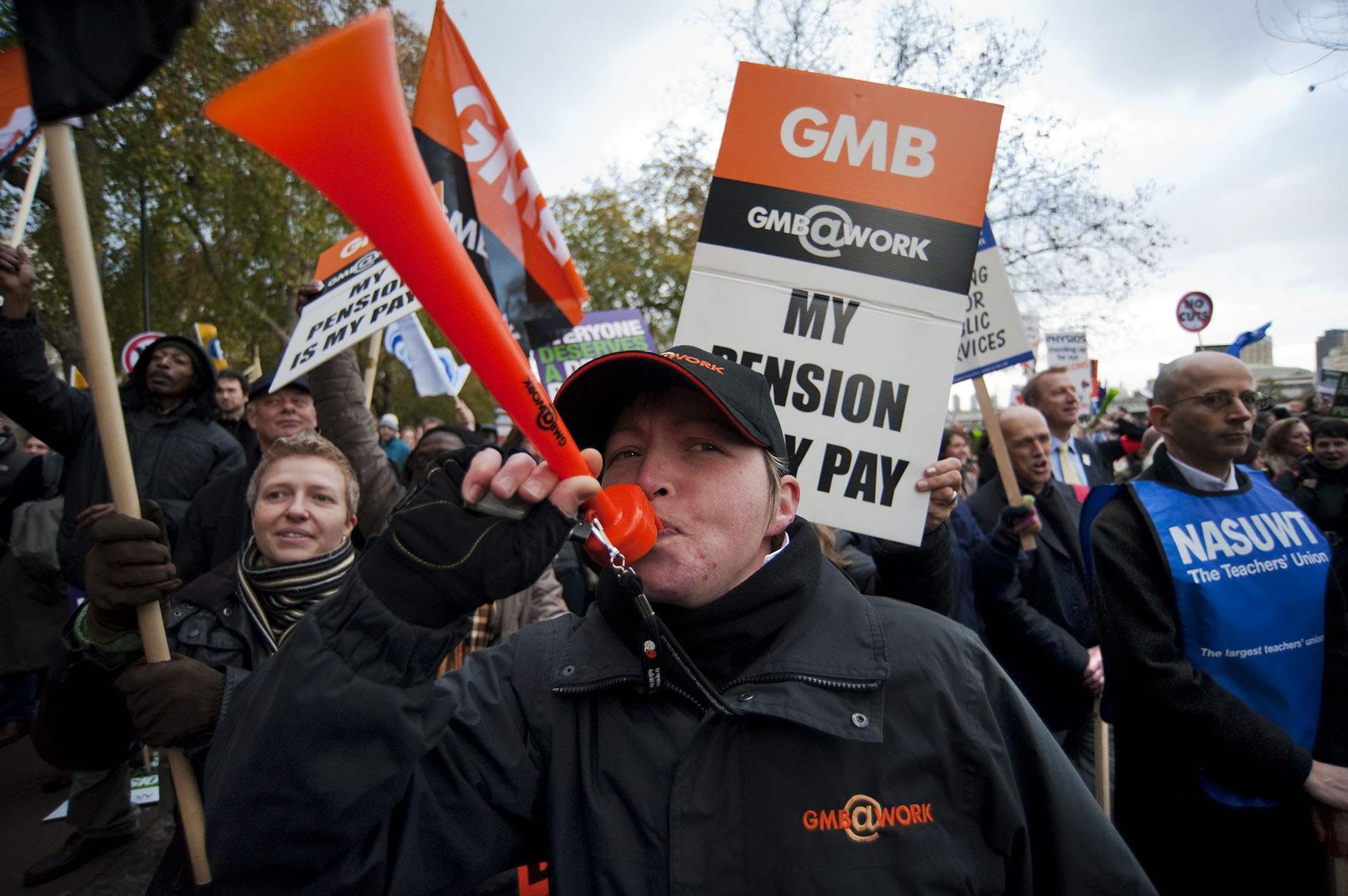 GMB delegates question link to Labour - Socialist Party